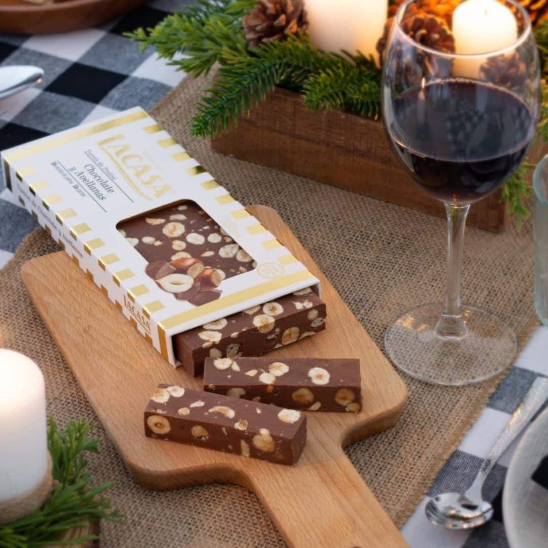 Νουγκά Σοκολάτας με Φουντούκια - CHOCOLATEFACTORY.GR